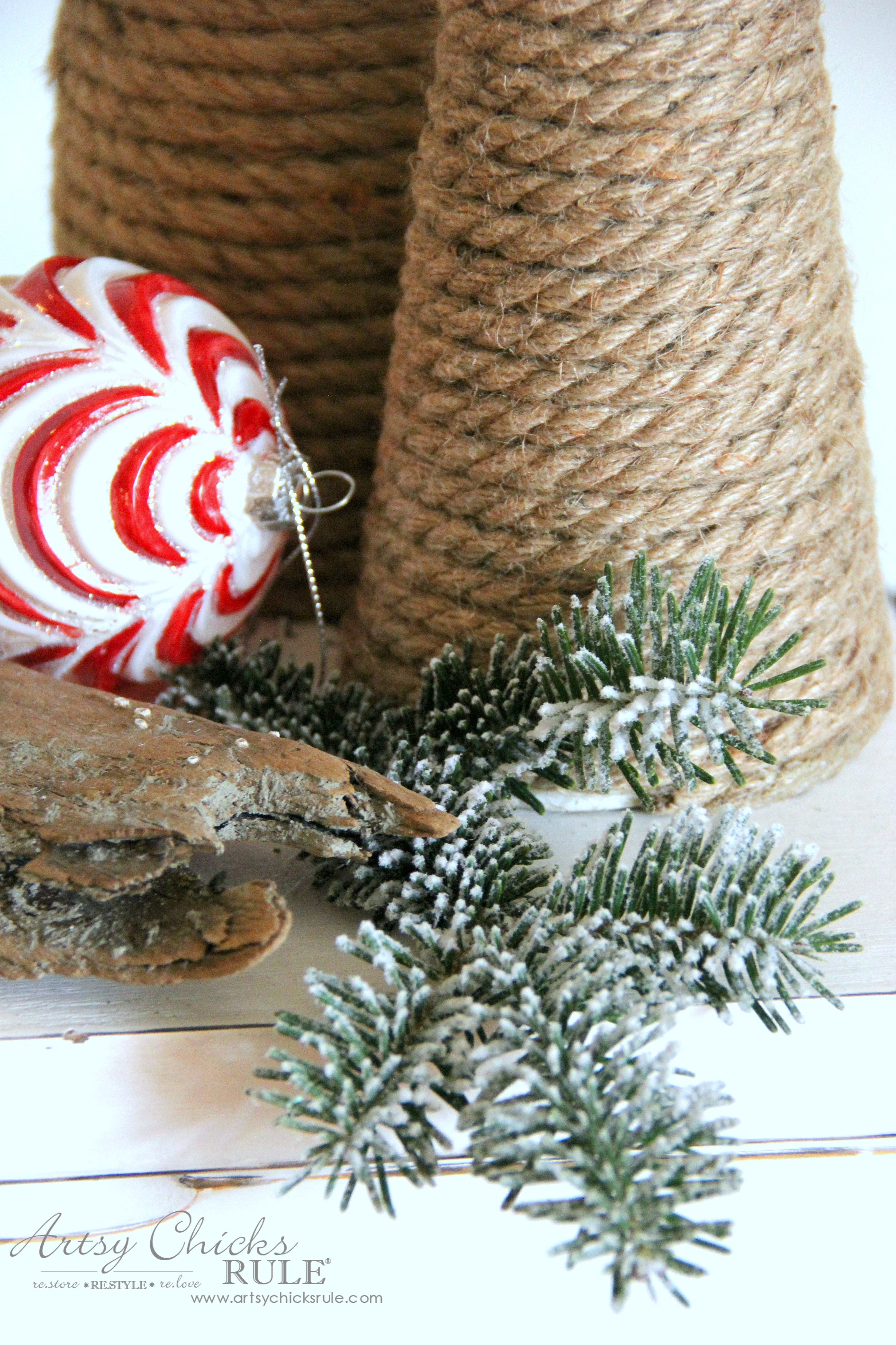 DIY Snow Flocking (wreaths, live branches and more!) - Artsy Chicks Rule®