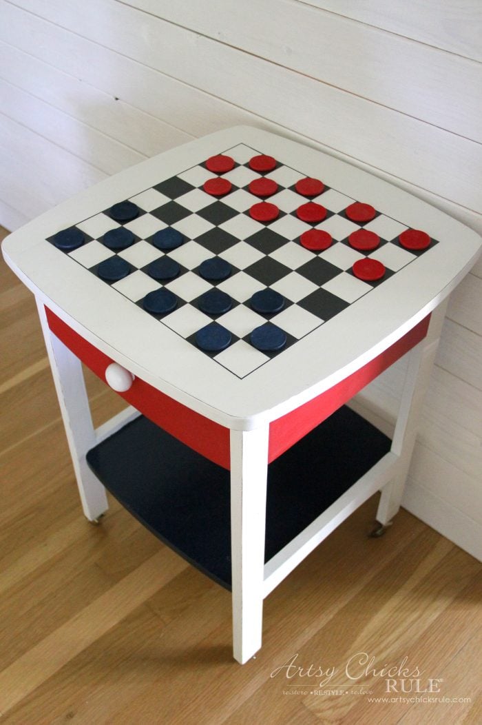 DIY Checkerboard Table (Patriotic Style) - Artsy Chicks Rule®