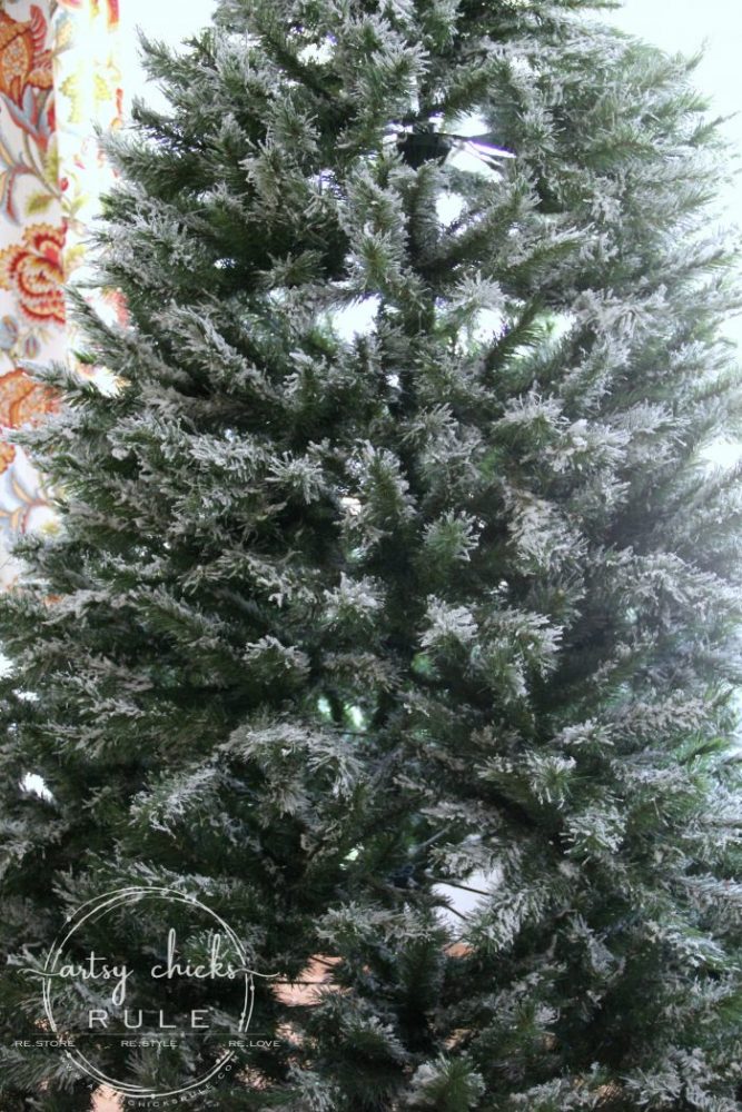 My DIY Snow Flocked Tree -2 Years Later (all the details!) - Artsy ...