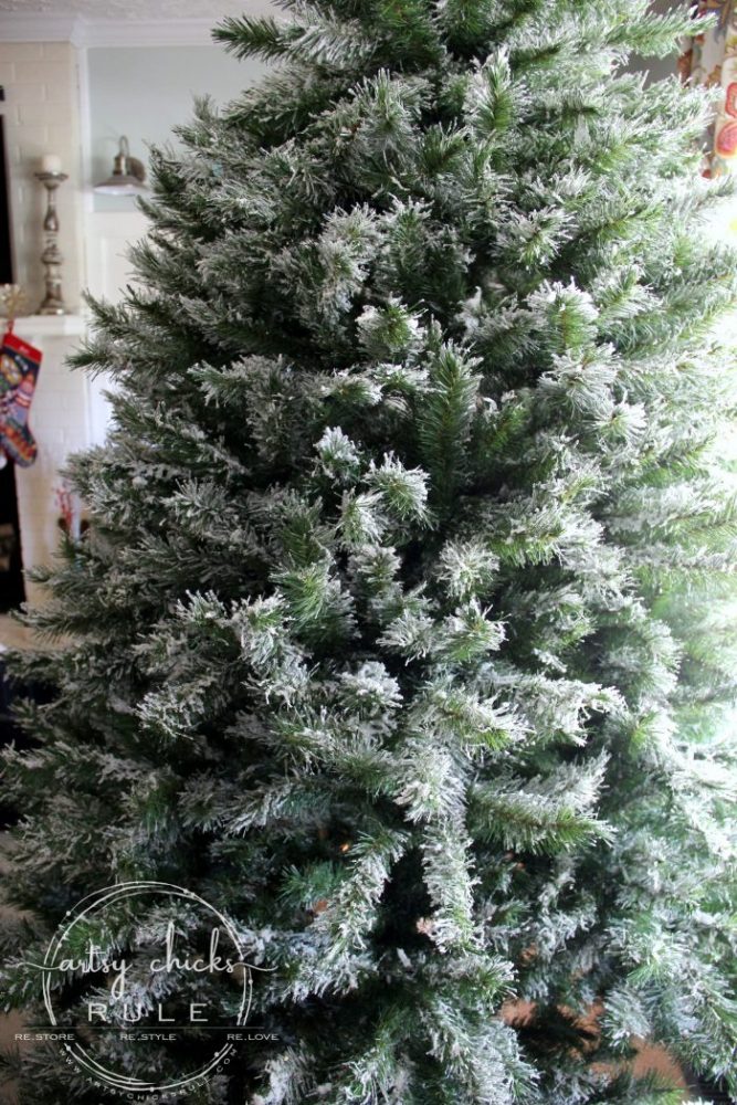 My DIY Snow Flocked Tree -2 Years Later (all the details!) - Artsy ...