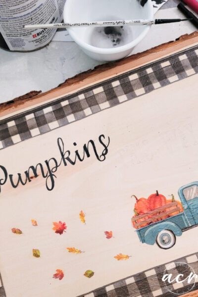 Napkin Decoupage Pumpkin Sign (and free printable!) - Artsy Chicks Rule®