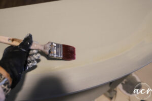 How To Paint A Console Table (to add interest) - Artsy Chicks Rule®