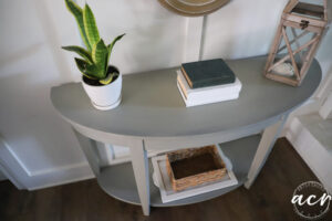 How To Paint A Console Table (to add interest) - Artsy Chicks Rule®