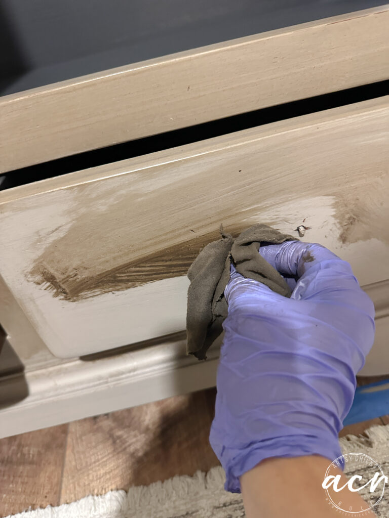 Paint a Wood Look Finish - Artsy Chicks Rule®